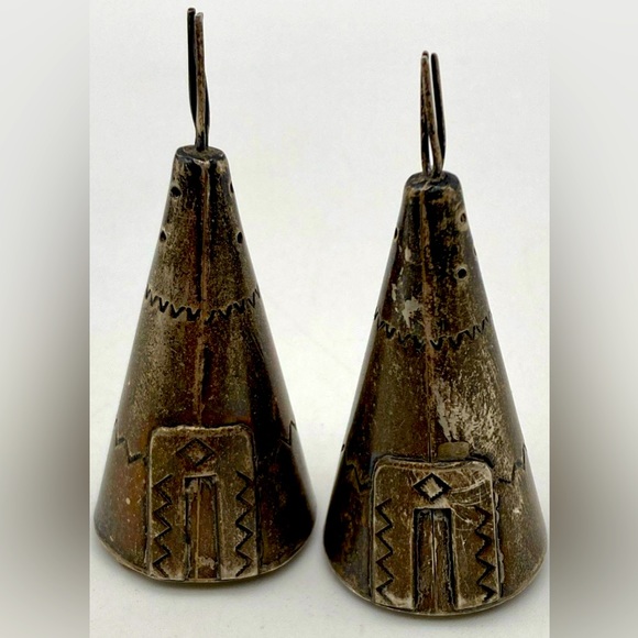 Navajo | Accents | Antique Native American Teepees Silver Salt And ...